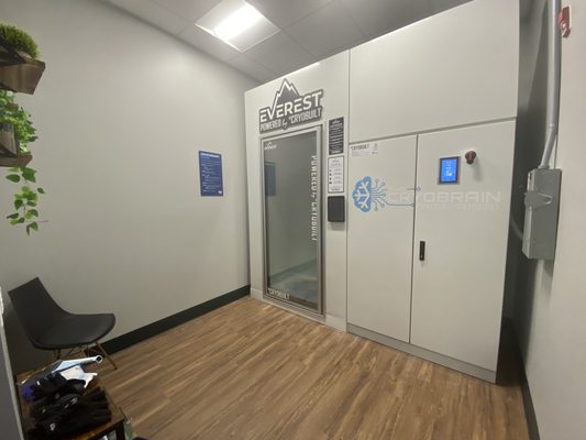 UFC FIT SAN JOSE - OAKRIDGE MALL - Updated July 2025 - 118 Photos & 155 ...