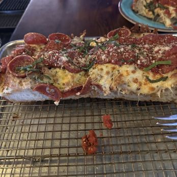 WHITE RABBIT GASTROPUB - Gastropub at 18 Market Space, Frederick ...