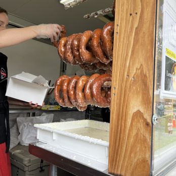 KLASSIC DOUGHNUTS - Updated September 2024 - 223 Photos & 81 Reviews - Chesapeake, Virginia ...