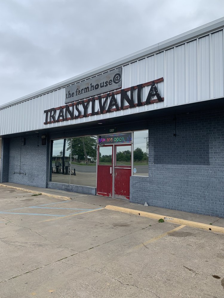 FARM HOUSE - Updated April 2025 - 13107 Hwy 65 S, Transylvania ...