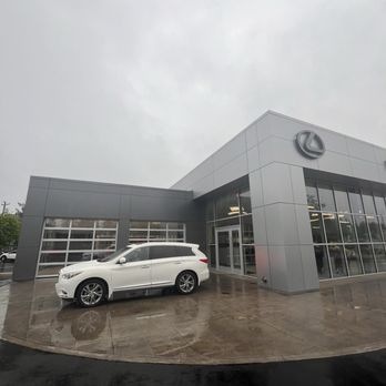 LEXUS OF PORTLAND - Updated July 2025 - 70 Photos & 255 Reviews - 8840 ...