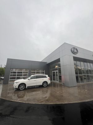 LEXUS OF PORTLAND - Updated September 2025 - 71 Photos & 260 Reviews ...
