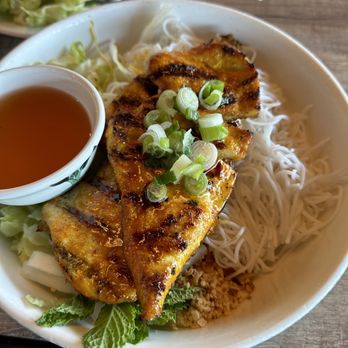 PHO EVER - Updated August 2025 - 640 Photos & 652 Reviews - 12015 NE ...