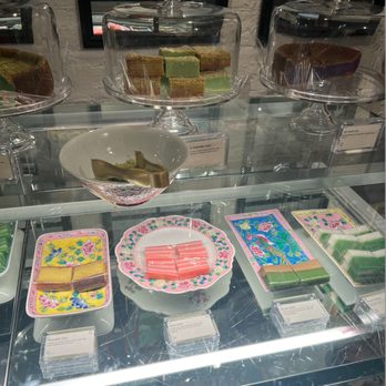 LADY WONG - Updated January 2025 - 1013 Photos & 305 Reviews - 332 E ...