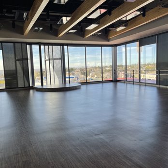 KINECTIVE FITNESS CLUB - Updated October 2025 - 136 Photos & 37 Reviews ...