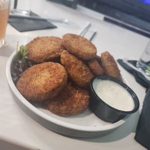 404 SPORTS BAR - 36 Photos & 21 Reviews - 2336 Southlake Cir, Morrow ...