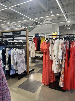 BLOOMIE’S BY BLOOMINGDALE’S - Updated December 2025 - 18 Photos - 2604 ...