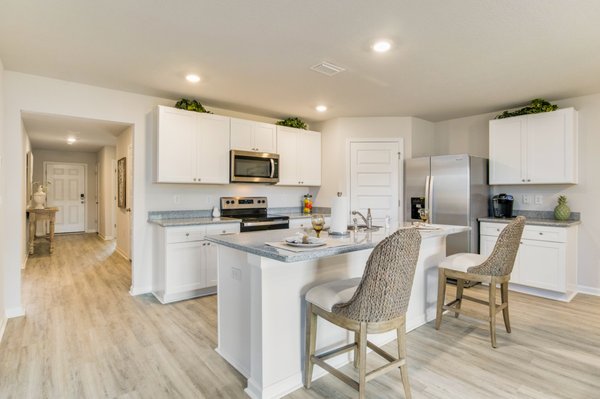 MONARCH PLACE - Updated September 2025 - 20 Photos - 420 Monarch Lane ...