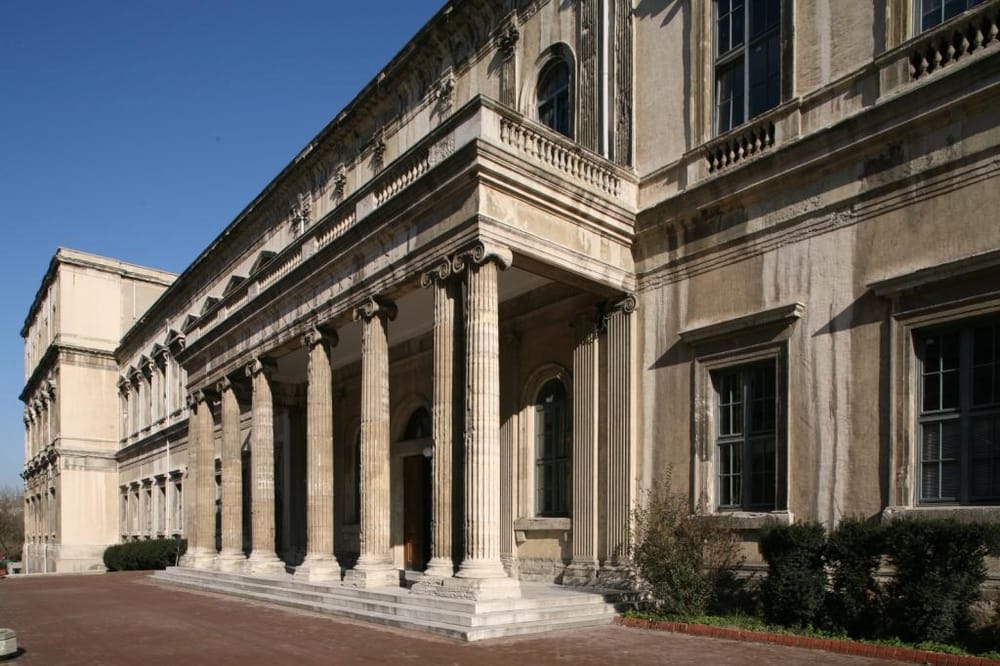 İTÜ TAŞKIŞLA KAMPUSÜ - Updated June 2024 - 13 Photos - Taskisla Cad ...