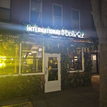 ININE BISTRO - Updated January 2026 - 323 Photos & 140 Reviews - 53 ...