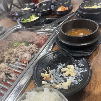 BULGOGI HOUSE - Updated January 2025 - 557 Photos & 280 Reviews - 705 W ...