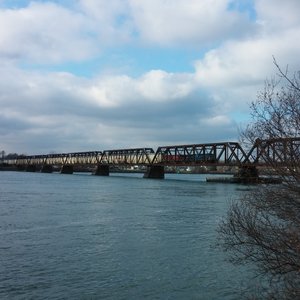 UNITY ISLAND PARK - 28 Photos - Niagara St Between Amherst And ...