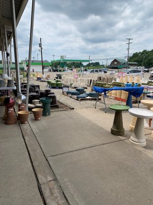 OHIO POTTERY - Updated December 2025 - 8540 East Pike, Norwich, Ohio ...