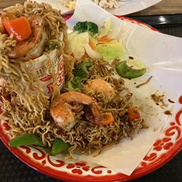 ASEAN STREAT FOOD HALL - 242 Photos & 82 Reviews - 400 Pine St, Seattle ...