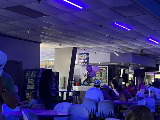 COLONIAL BOWLING LANES - Updated October 2025 - 39 Photos & 44 Reviews ...