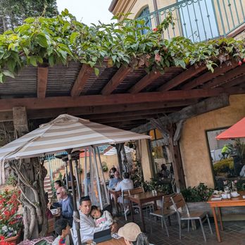 WAVE STREET CAFÉ - Updated December 2025 - 1557 Photos & 1254 Reviews ...