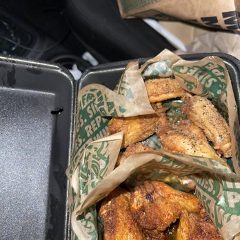 WINGSTOP - Updated May 2024 - 40 Photos & 107 Reviews - 4411 Lemmon Ave ...