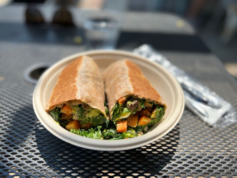 LEFT COAST FOOD + JUICE - Updated December 2025 - 417 Photos & 417 ...