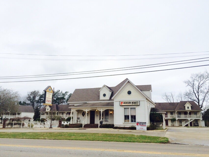 QUEEN OF DIAMONDS INN - Updated March 2024 - 41 Photos & 38 Reviews ...