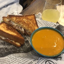 CRICKLES AND CO - 579 Photos & 440 Reviews - Breakfast & Brunch - 4000 ...