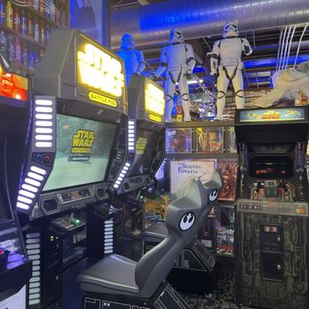 NEXT LEVEL PINBALL MUSEUM - Updated July 2025 - 415 Photos & 145 ...