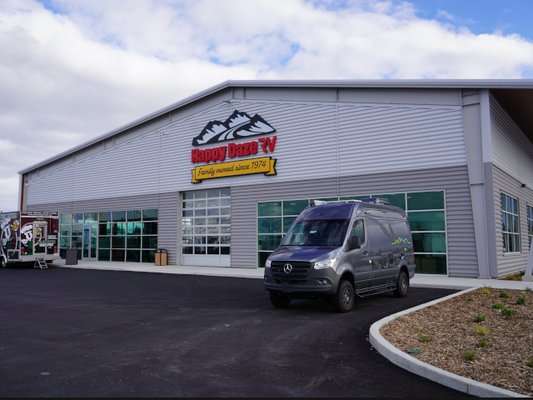 HAPPY DAZE RV - Updated June 2024 - 13 Photos & 16 Reviews - 716 Kamps ...