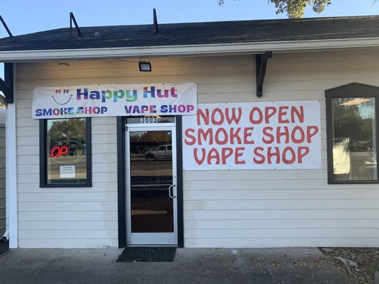 HAPPY HUT SMOKE & VAPE - Updated November 2024 - 16 Photos - 3603 RR ...
