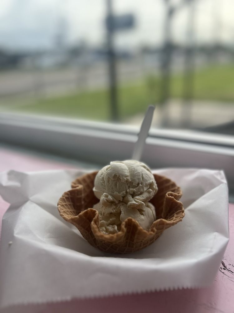 WAFFLEHEAD ICE CREAM AND COFFEE - Updated December 2025 - 66 Photos ...