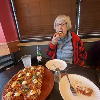 SAPORI PIZZERIA & ITALIAN MARKET - Updated June 2024 - 21 Photos & 24 ...