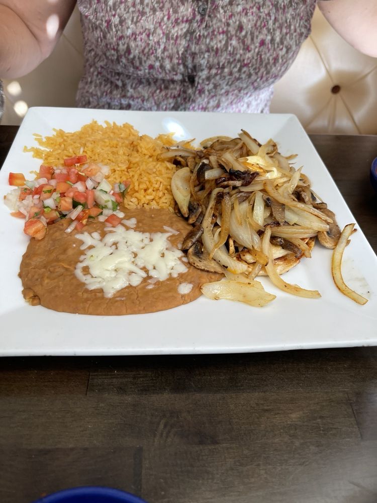 MI PATRON - Updated October 2025 - 17 Photos & 22 Reviews - 1232 E ...