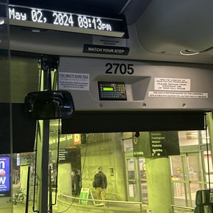 LOGAN EXPRESS - Updated July 2025 - 17 Photos & 113 Reviews - 11 Burr ...