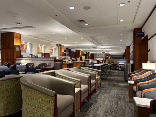 DELTA SKY CLUB - Updated December 2025 - 530 Photos & 144 Reviews - 300 ...