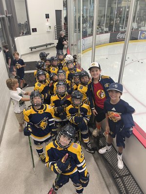 ICE DEN CHANDLER - Updated September 2024 - 50 Photos & 58 Reviews ...