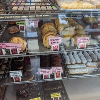 KILANI BAKERY - Updated December 2024 - 781 Photos & 381 Reviews - 704 ...
