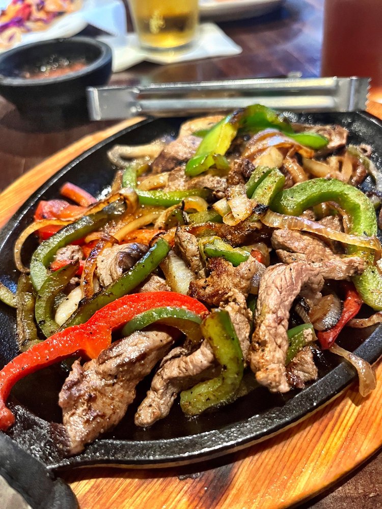 SENOR IGUANAS - Updated April 2026 - 113 Photos & 101 Reviews - 1415 ...