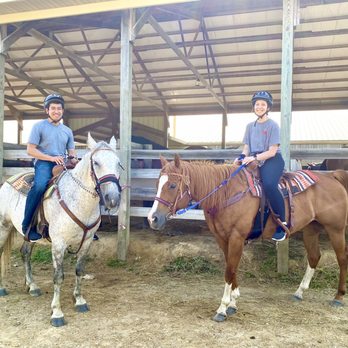 SHENANDOAH RIDING CENTER - Updated August 2024 - 49 Photos & 58 Reviews ...