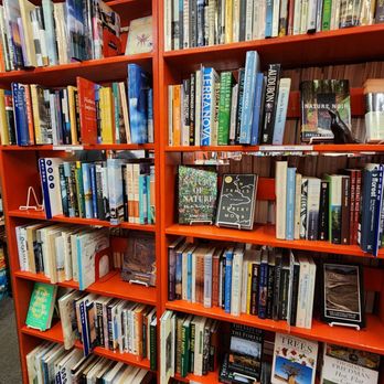 BOOKMANS ENTERTAINMENT EXCHANGE - Updated June 2025 - 276 Photos & 335 ...