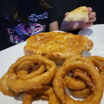 KINGS TAVERN - Updated December 2025 - 46 Photos - 617 Victoria Street ...