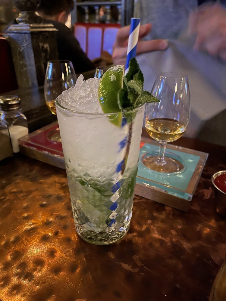 QUEENS ARMS - Updated June 2024 - 96 Photos & 90 Reviews - 49 Frederick ...