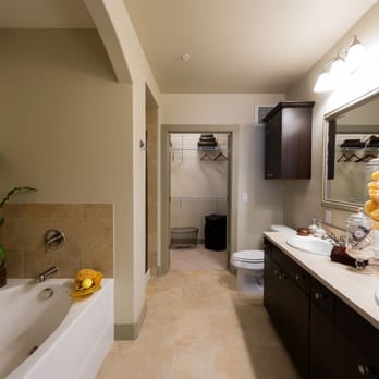 AMLI RIVER OAKS CLOSED Updated January 2025 29 Photos 41 Reviews 1340 W Gray St Houston Texas Apartments Yelp