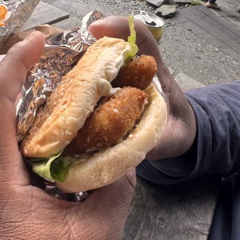 BURGER QUEEN - Updated June 2025 - 99 Photos & 135 Reviews - 518 Water ...