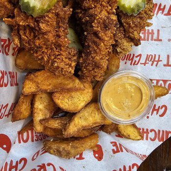 THE RED CHICKZ - Updated June 2024 - 340 Photos & 270 Reviews - 2525 El ...