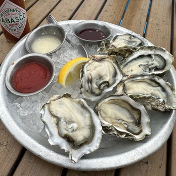 SAM’S CHOWDER HOUSE - Updated July 2024 - 9551 Photos & 5618 Reviews ...