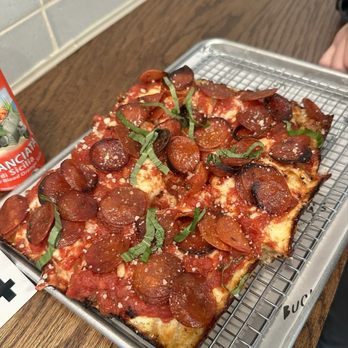 BUCKY’S PIZZA - Updated June 2025 - 93 Photos & 48 Reviews - 465 Main ...