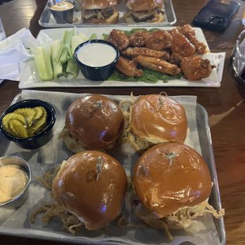 BAT 17 - 364 Photos & 609 Reviews - 1709 Benson Ave, Evanston, Illinois ...