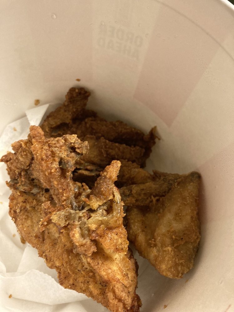 KFC - Updated October 2025 - 17 Reviews - 1447 Lexington Avenue ...