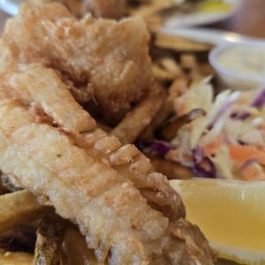 THE SPOT SPORTS BAR & GRILL - Updated October 2025 - 184 Photos & 296 ...