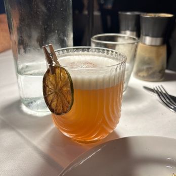 RAVYN & ROBYN - Updated July 2025 - 237 Photos & 236 Reviews - 301 Main ...