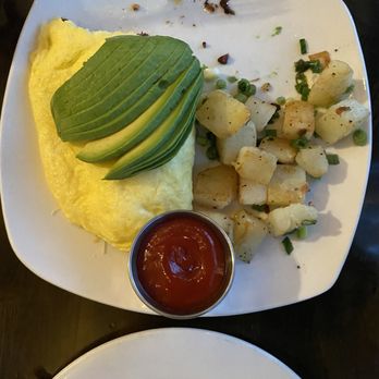 LIVE OAK CAFE - Updated May 2025 - 423 Photos & 379 Reviews - 2220 Bath ...