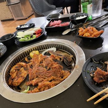 WAREHOUSE BUFFET - Updated September 2024 - 2264 Photos & 678 Reviews ...